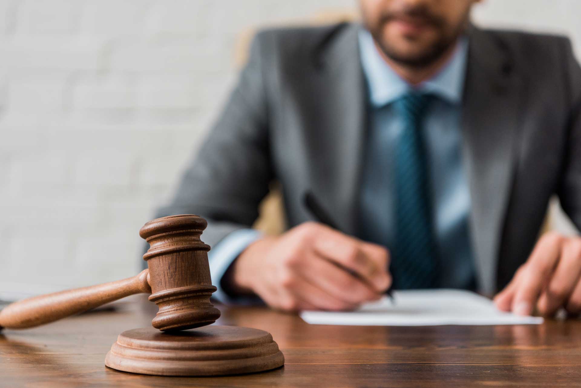 Δικαστικός Επιμελητής Αθήνα | Αριστοτέλης Πριλής